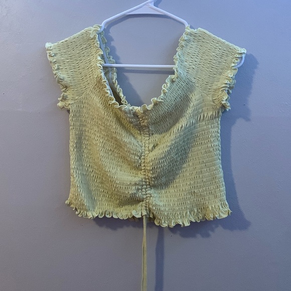 Tops | Yellow Ruffled Crop Top From Rue21 In Size Xl | Poshmark